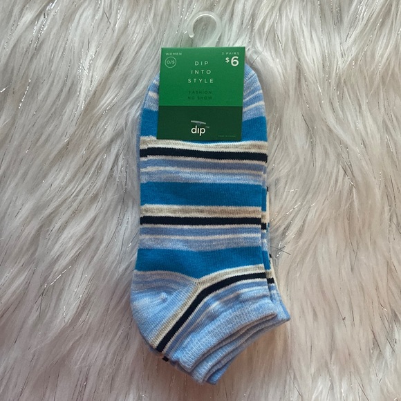 dip | Accessories | 32 Dip Into Style No Show Ankle Socks 3 Pack Blue ...